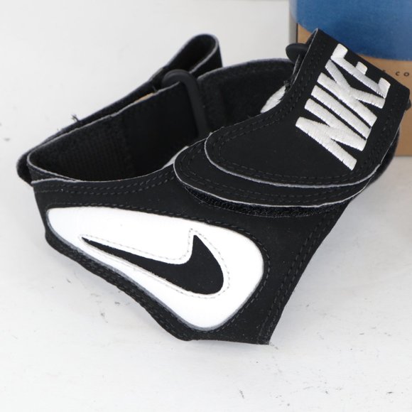 Nike | Accessories | New Vintage 9s Nike Fit Wrap Shoe Straps Black ...